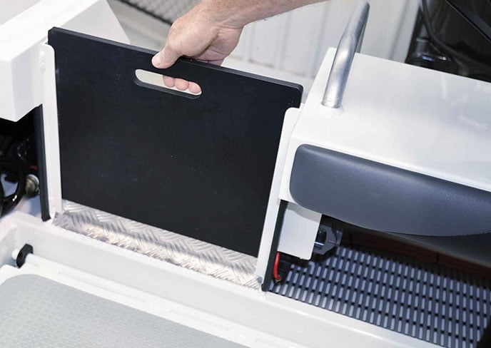 670XS – Ultimate Centre Console Fishing Boat | Bar Crusher