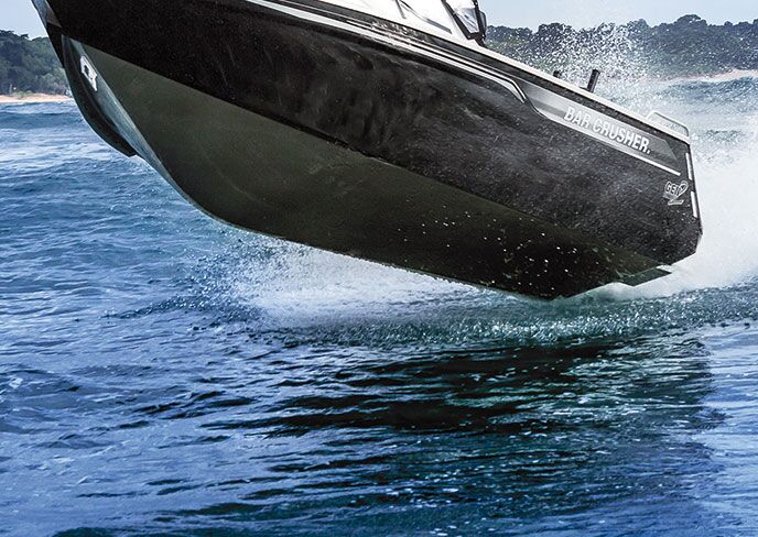 615C – Spacious Cuddy Cabin Fishing Boat | Bar Crusher