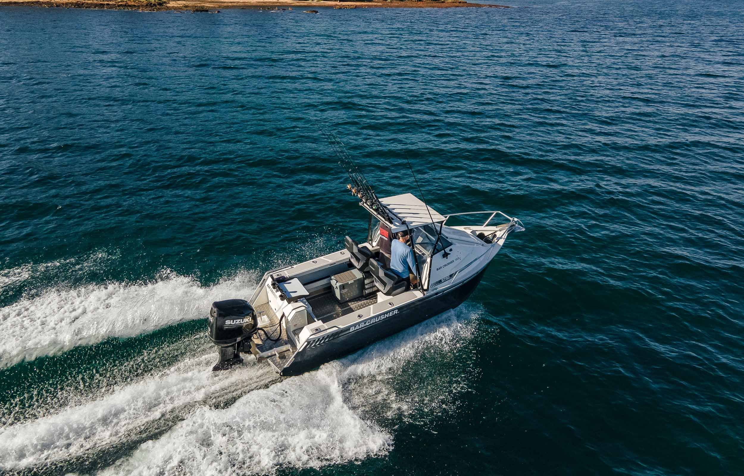 575C Versatile Cuddy Cabin Fishing Boat | Bar Crusher