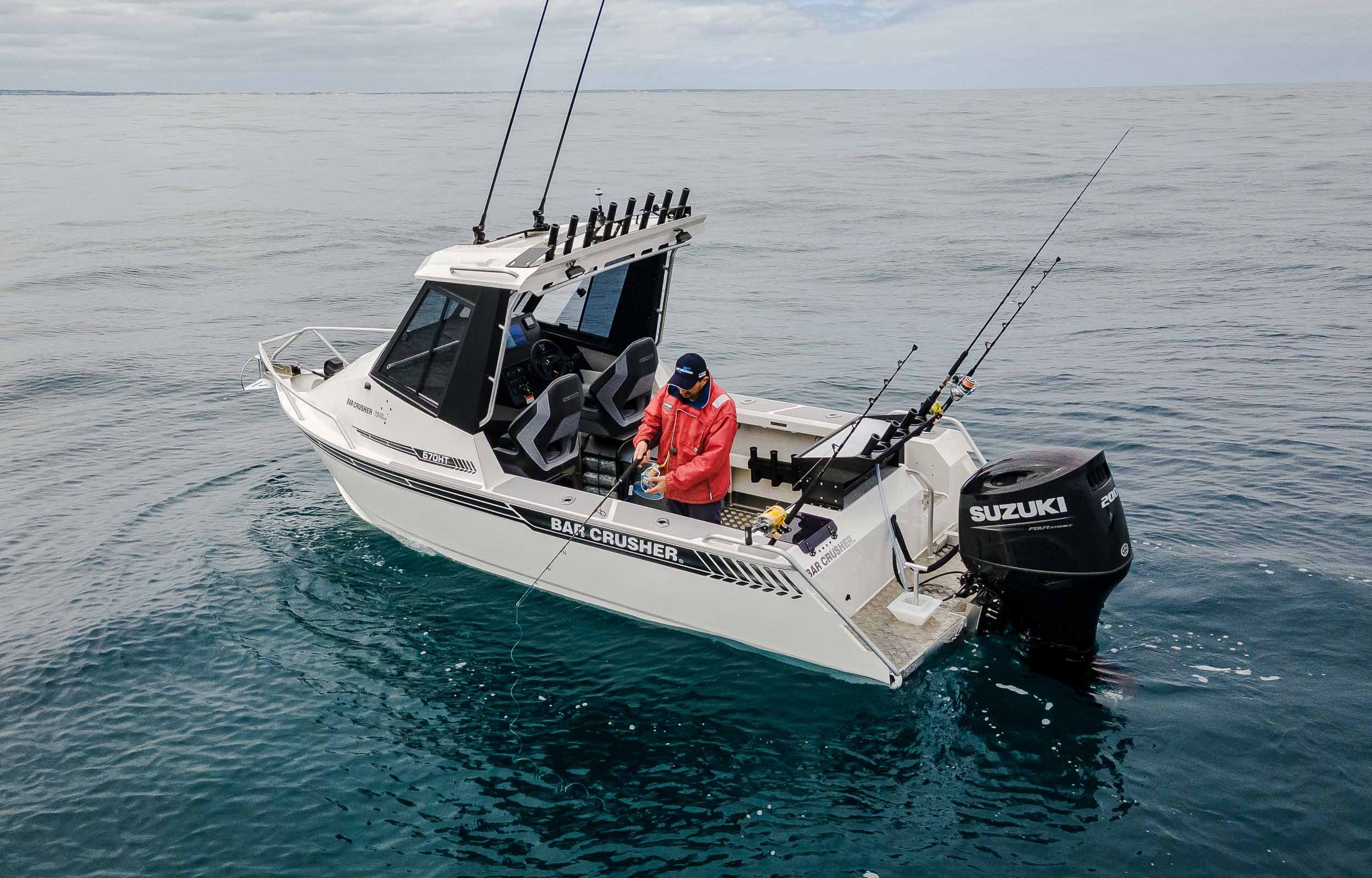 670HT – Tough Hard Top Fishing Boat | Bar Crusher
