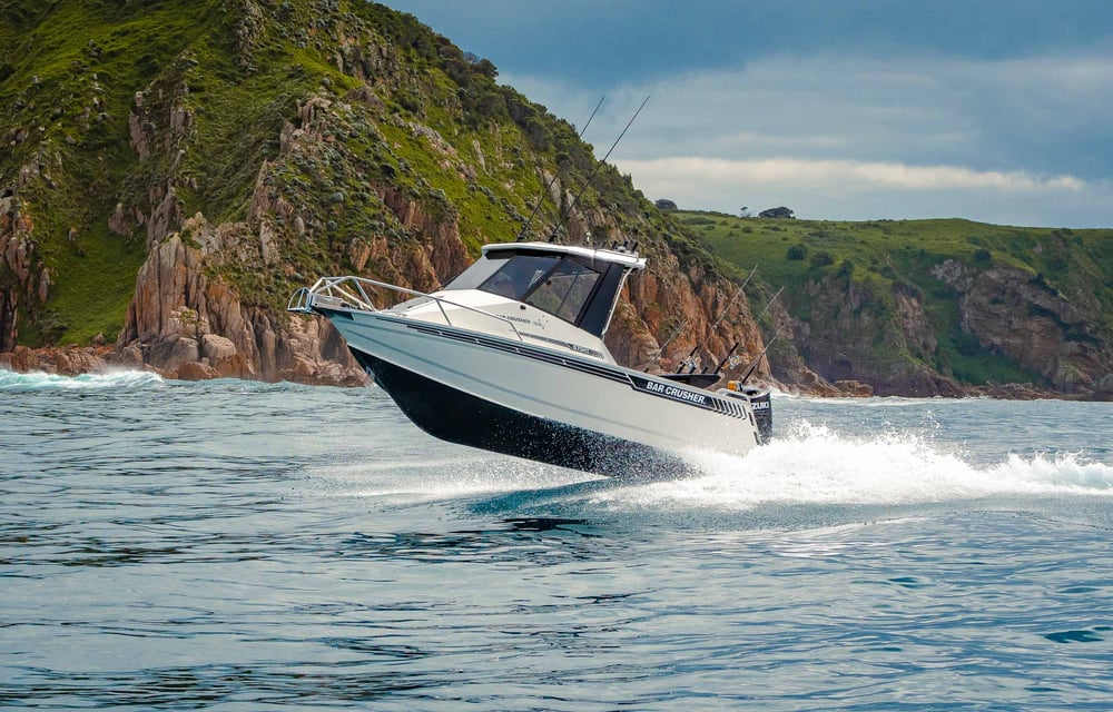 670HT – Tough Hard Top Fishing Boat | Bar Crusher