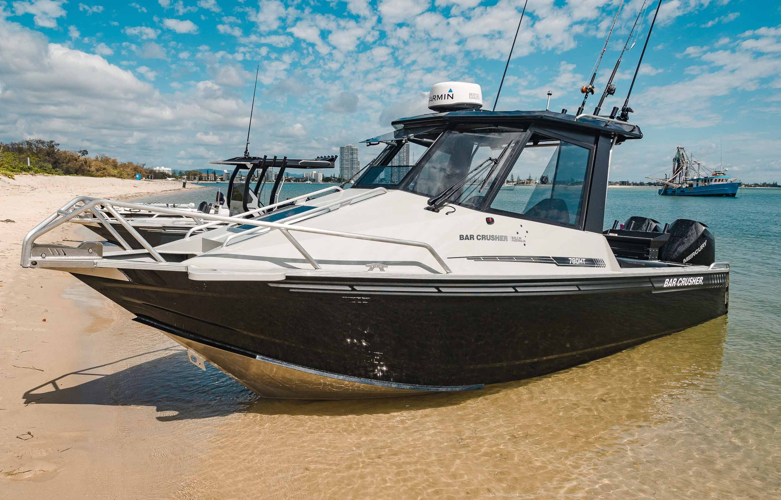 780HT – Tough Hard Top Fishing Boat | Bar Crusher