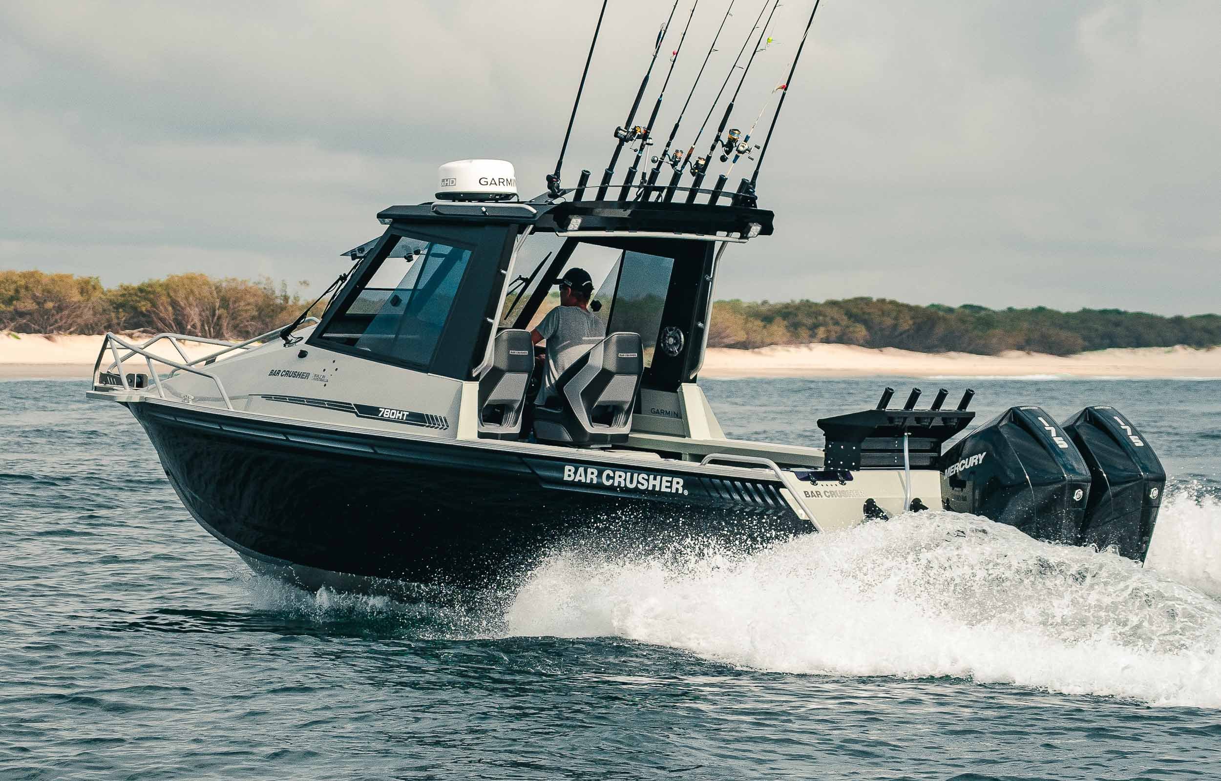 780HT – Tough Hard Top Fishing Boat | Bar Crusher