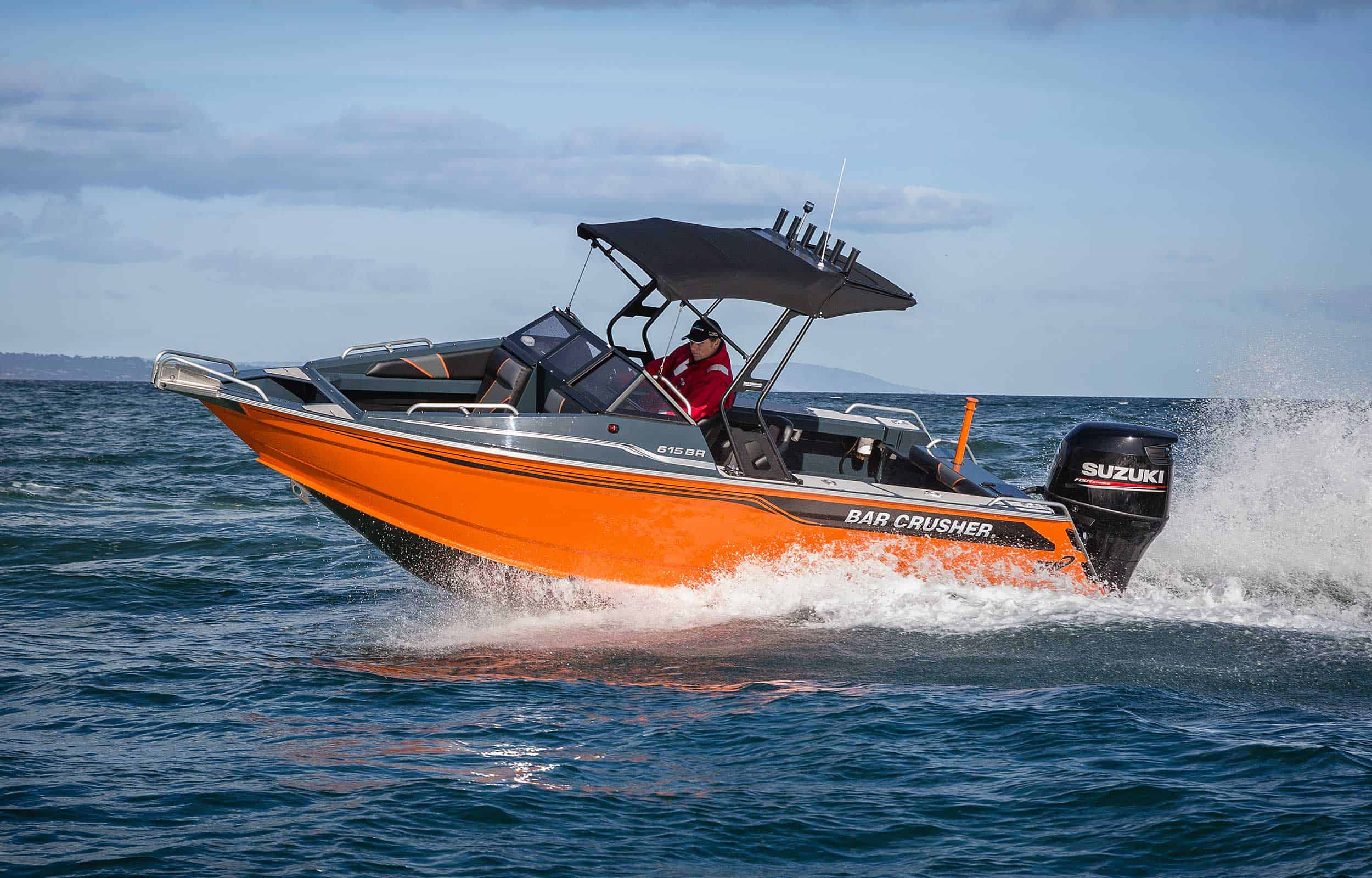 615BR Bowrider: Versatile Family Fishing Boat | Bar Crusher