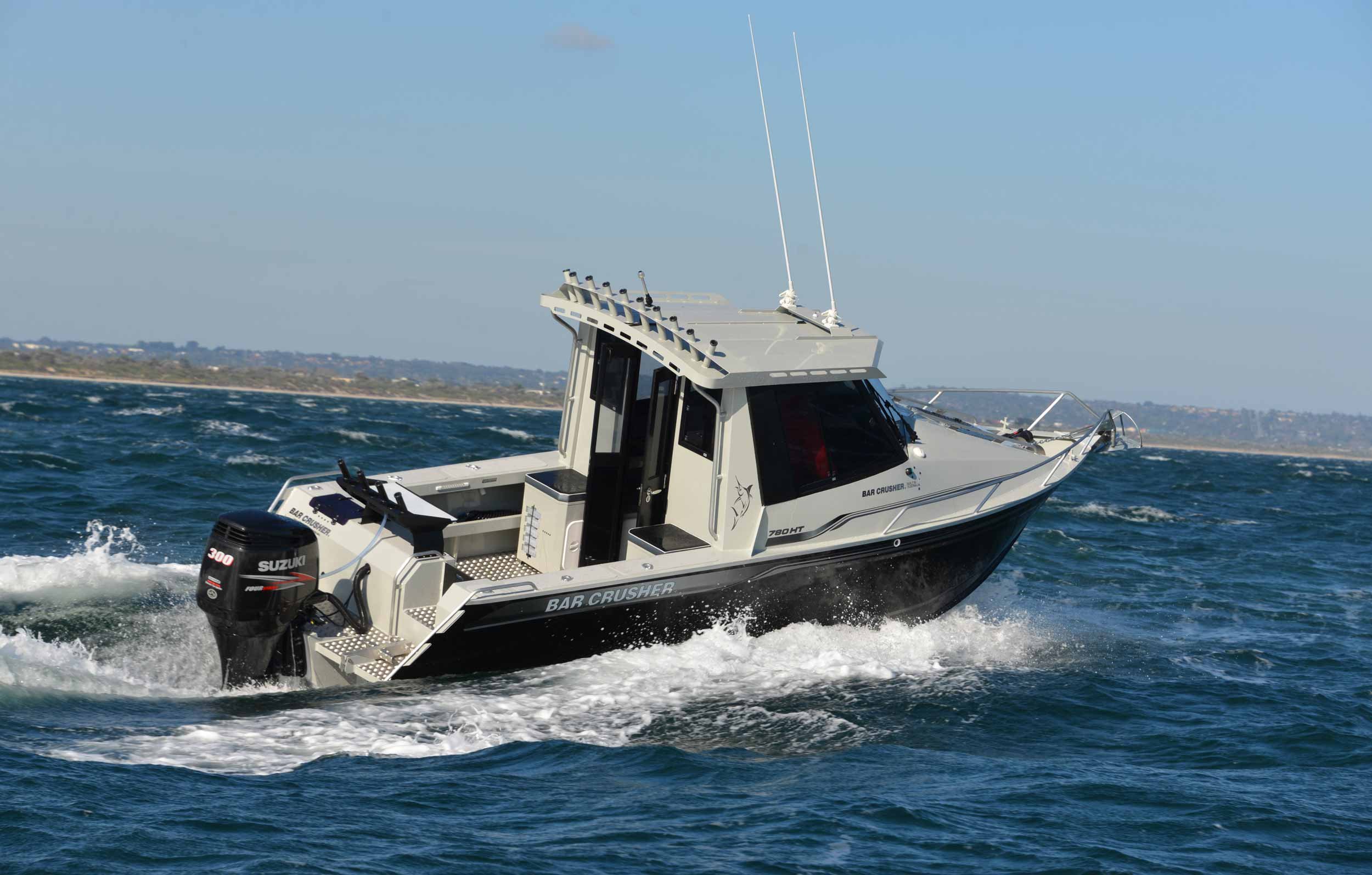780HTP – Pilothouse Fishing Boat for All Conditions | Bar Crusher
